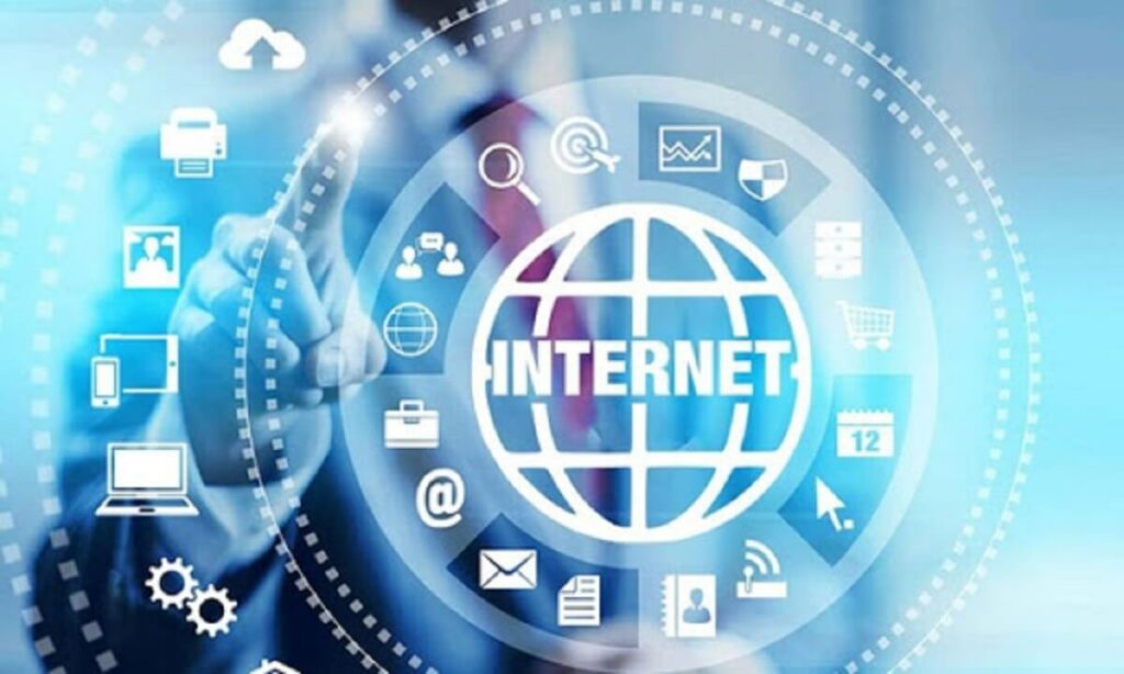 Internet là gì? Vai trò của Internet trong đời sống